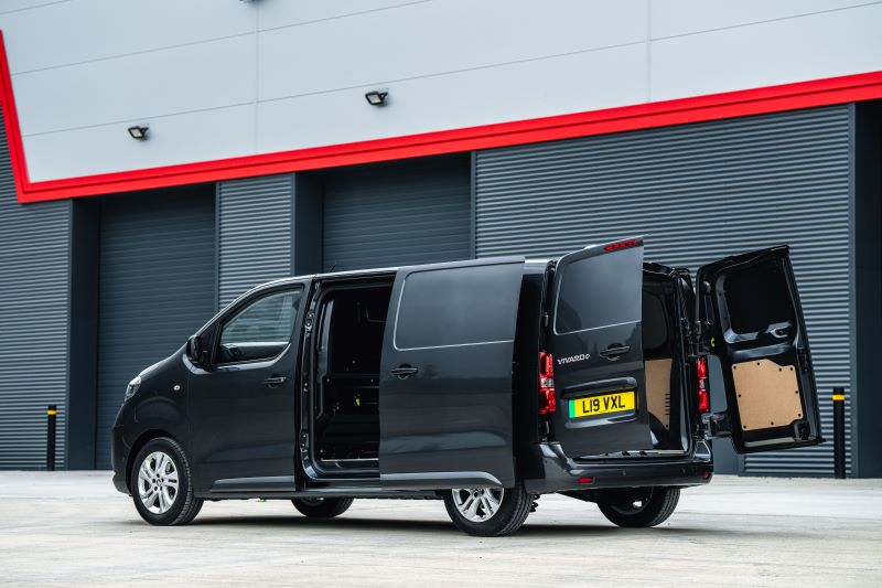Ford Transit Custom vs. Vauxhall Vivaro: Which Is The Best Medium Van ...